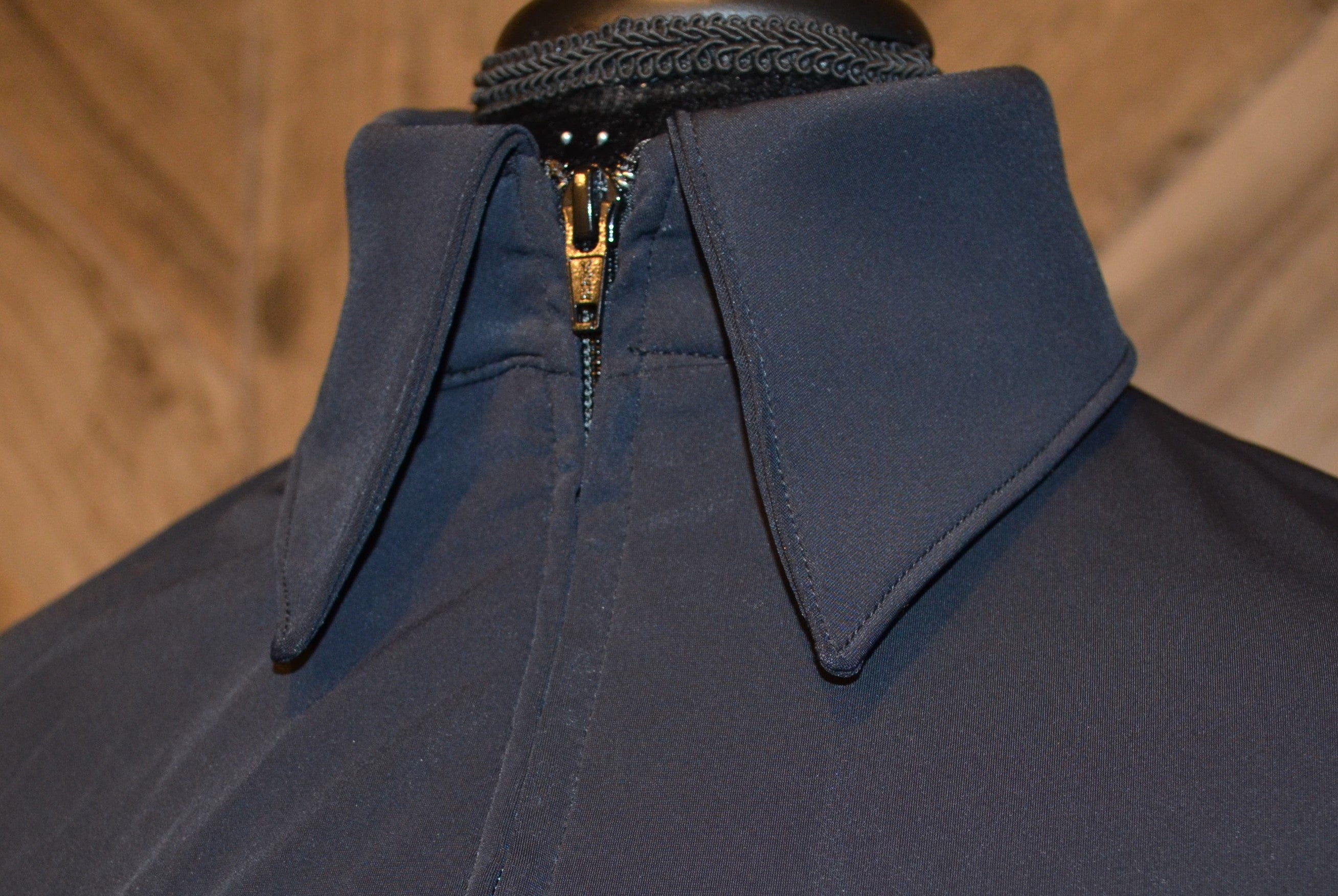 SS FITTED ZIP UPS – Show Stoppin'