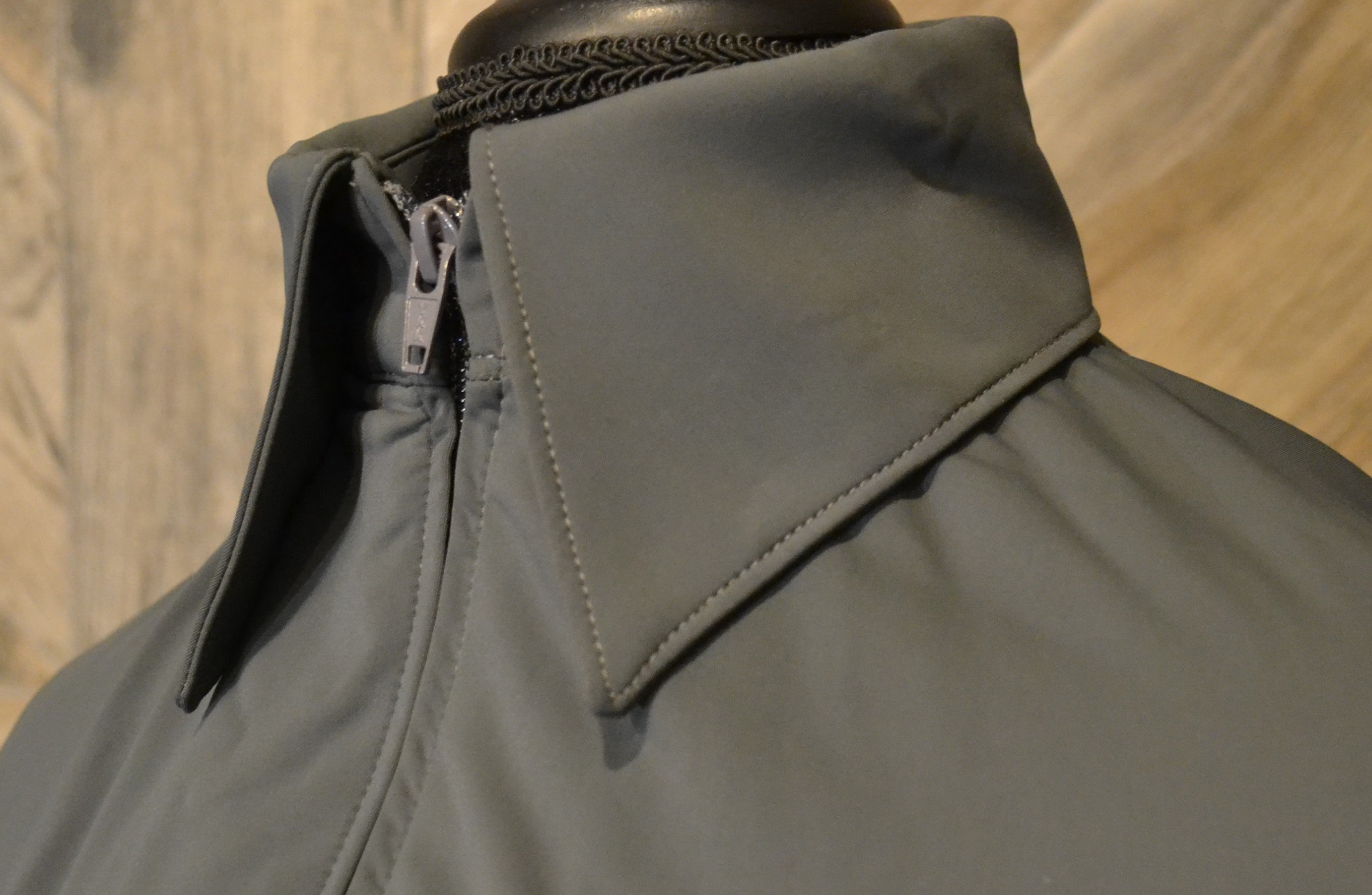 SS FITTED ZIP UPS – Show Stoppin'